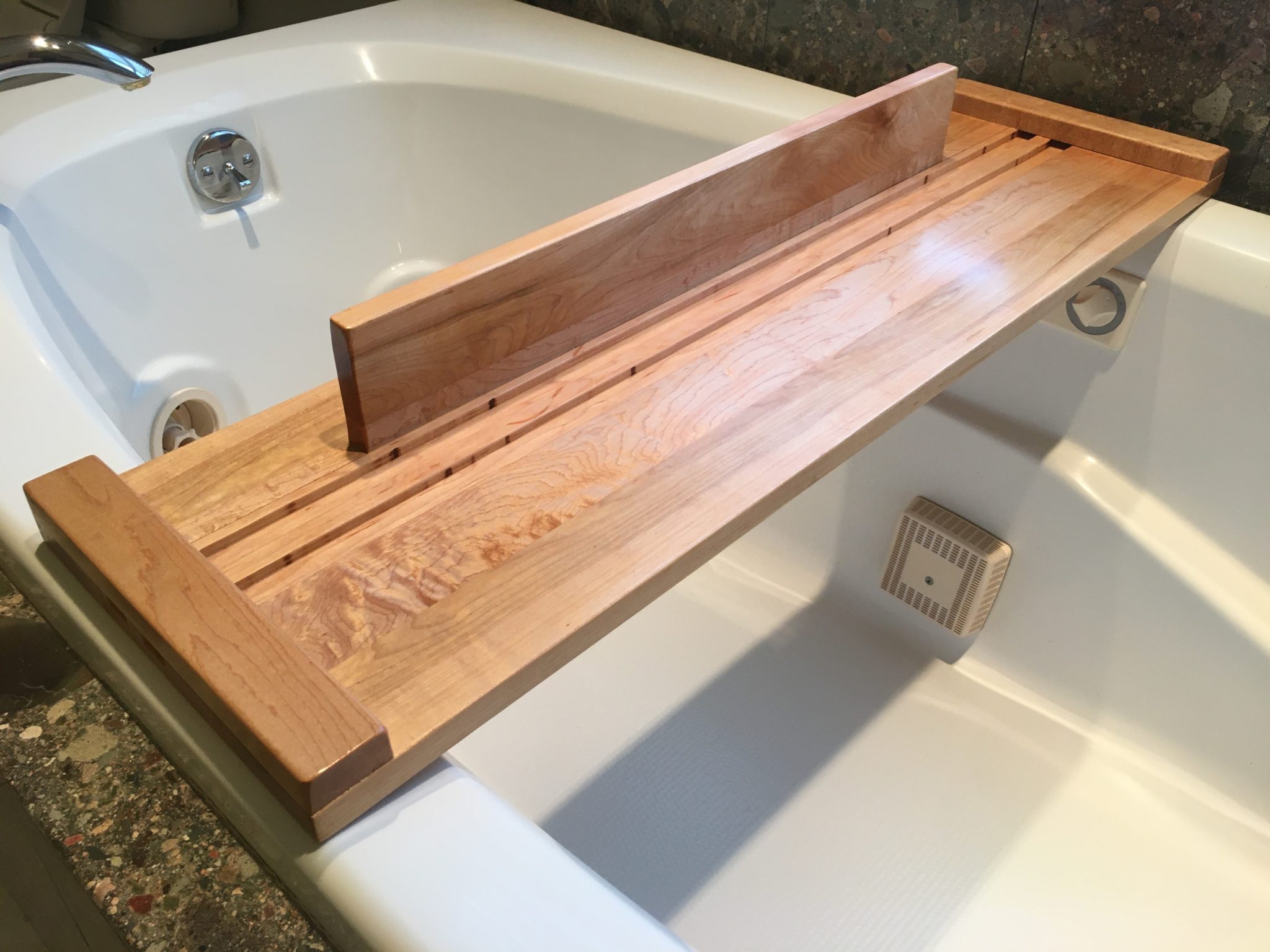 Solid Oak Bath Tray with Groove for book or tablet – Taft Wood Designs